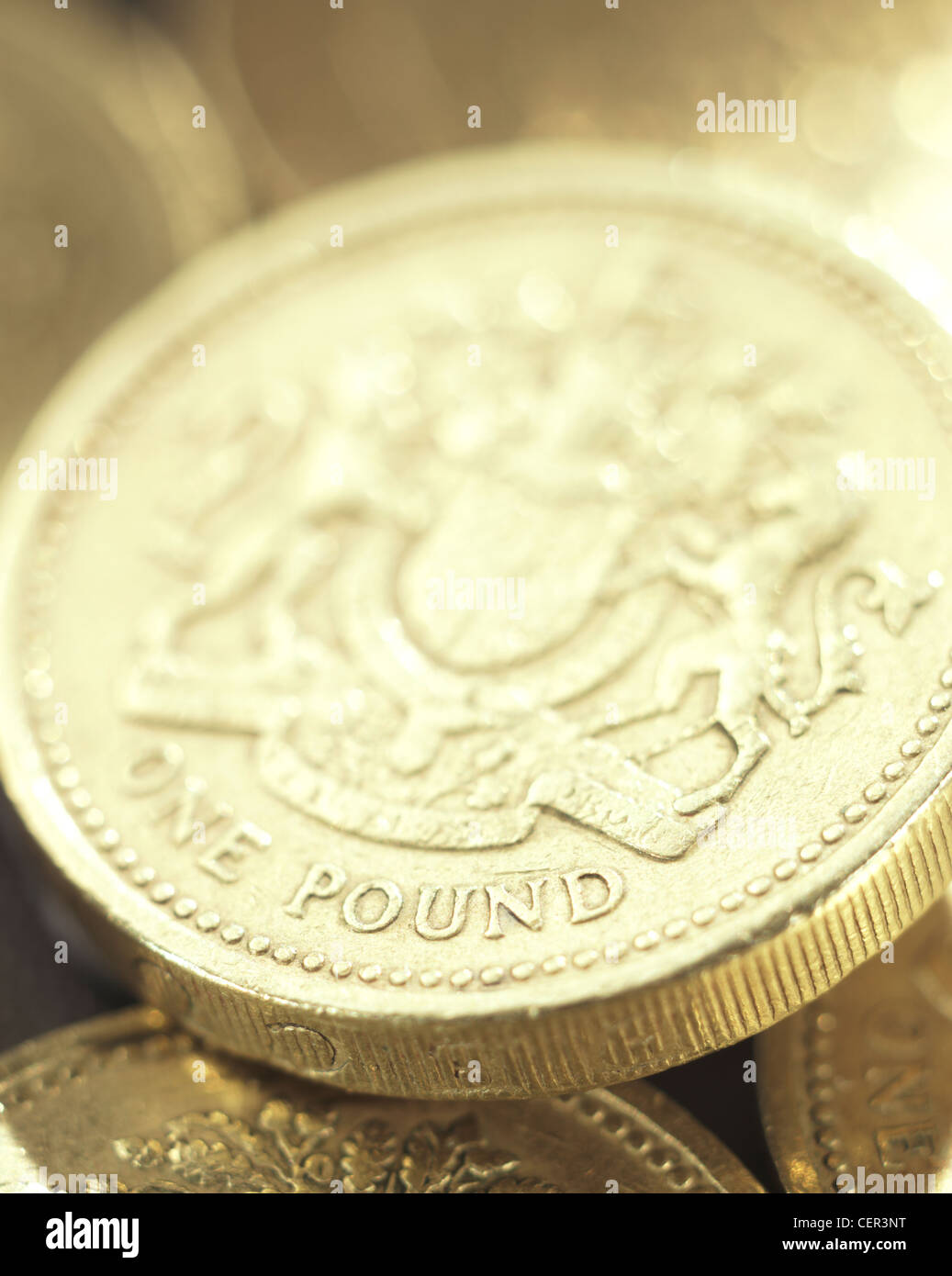 Detail of a group of one pound coins Stock Photo - Alamy