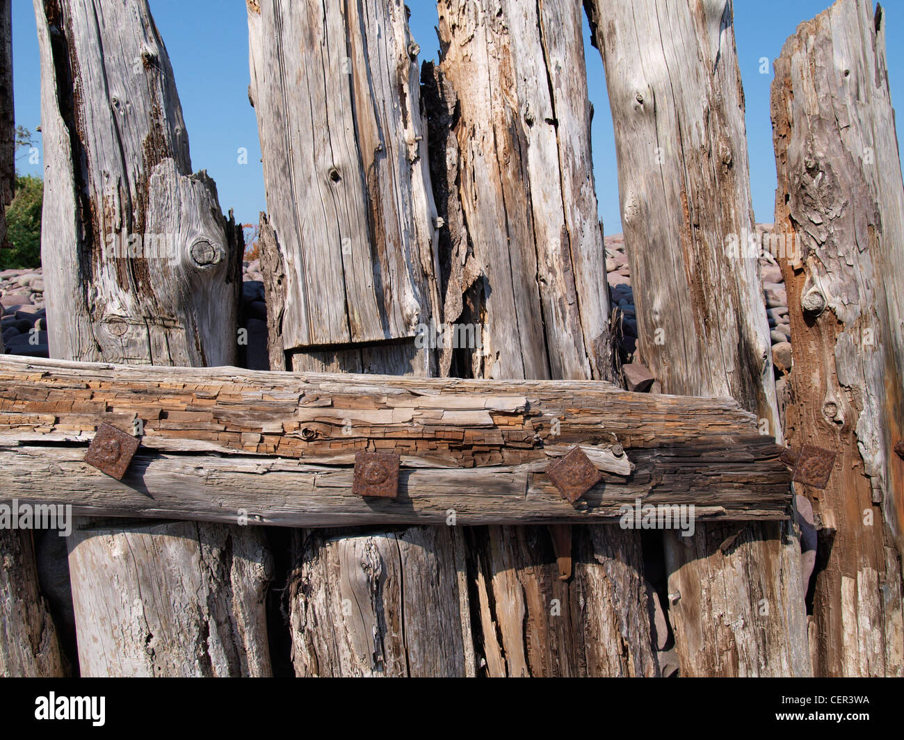 Wooden sea defences hi-res stock photography and images - Alamy