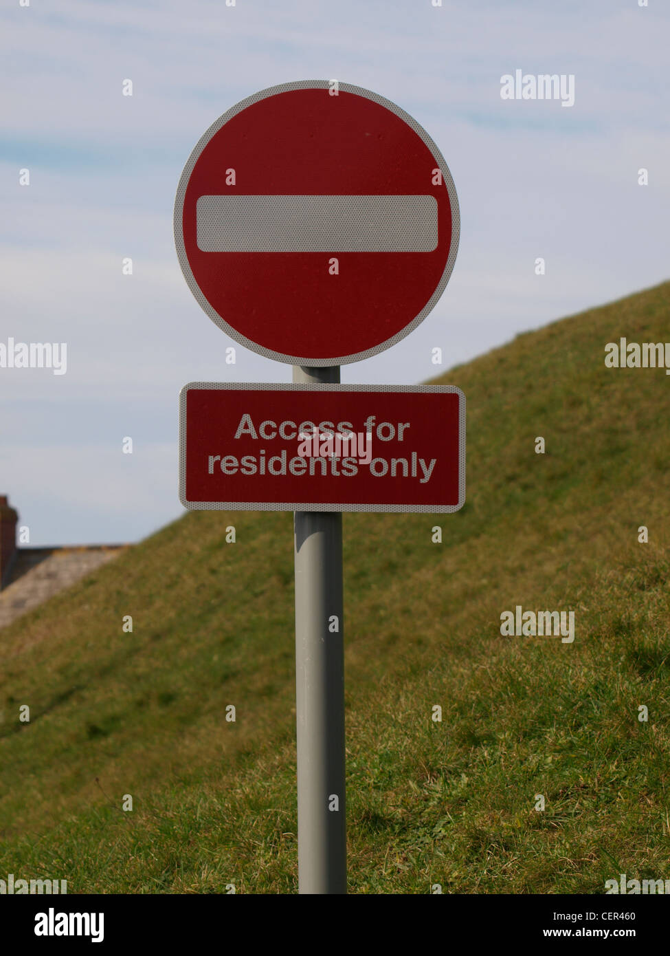 No entry, Access for residents only sign, Bude, Cornwall, UK Stock ...