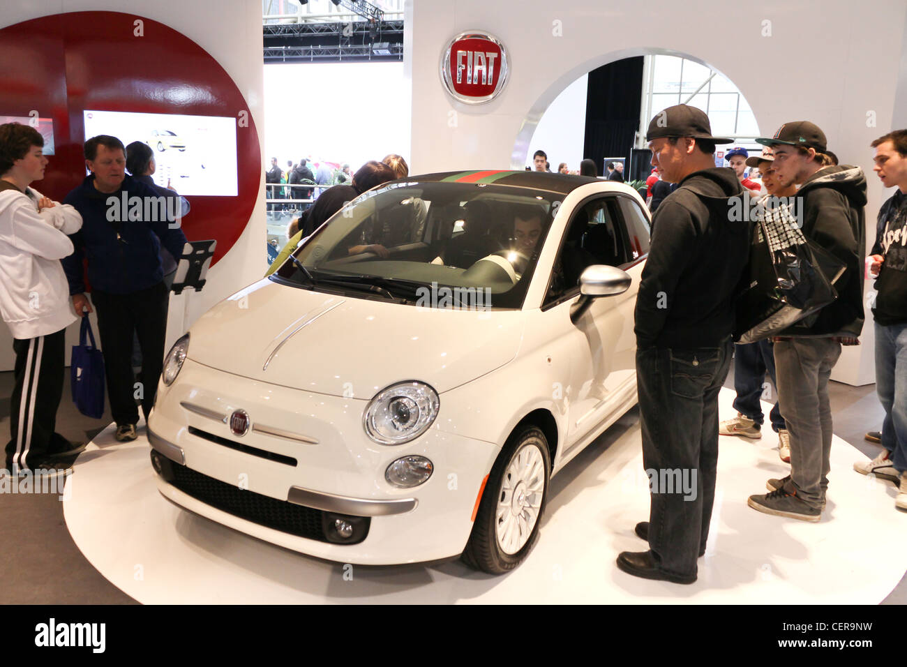 White Fiat 500
