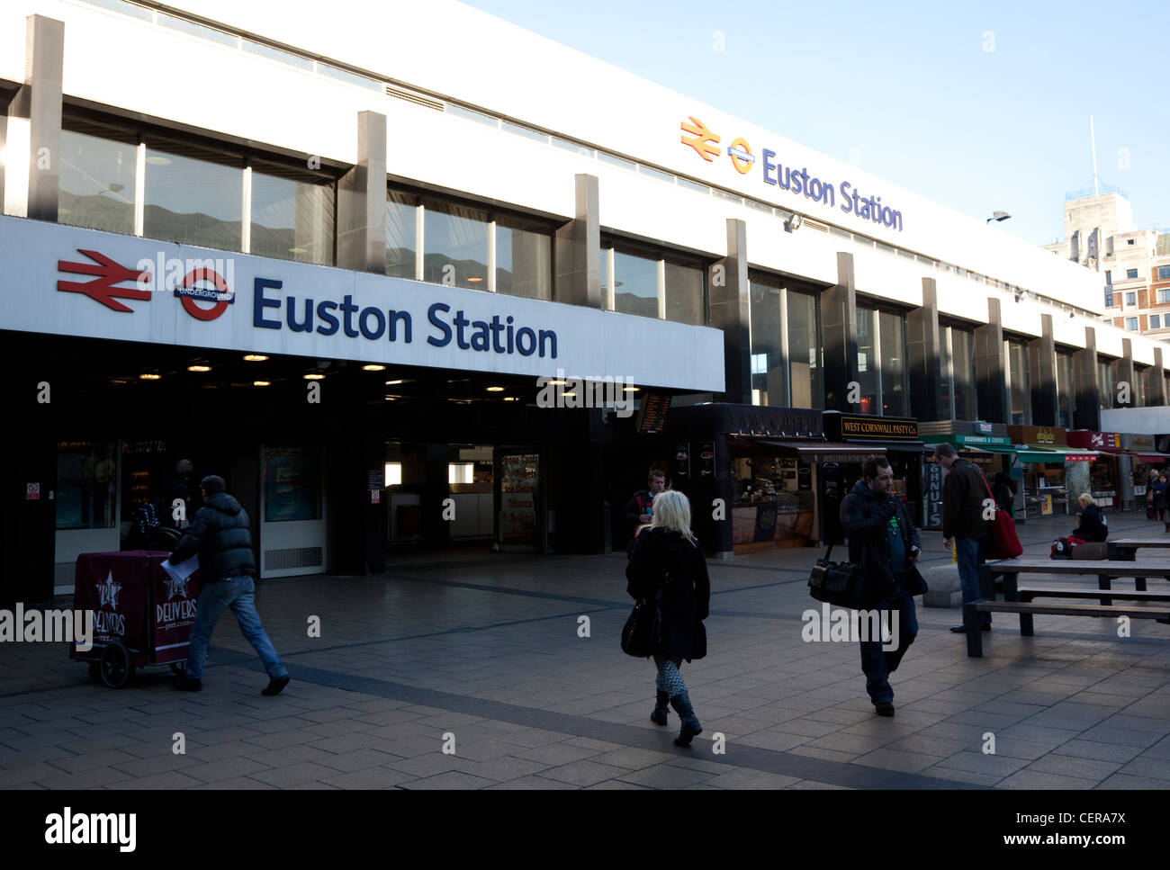 London Euston Train Station Stock Photos & London Euston Train Station ...