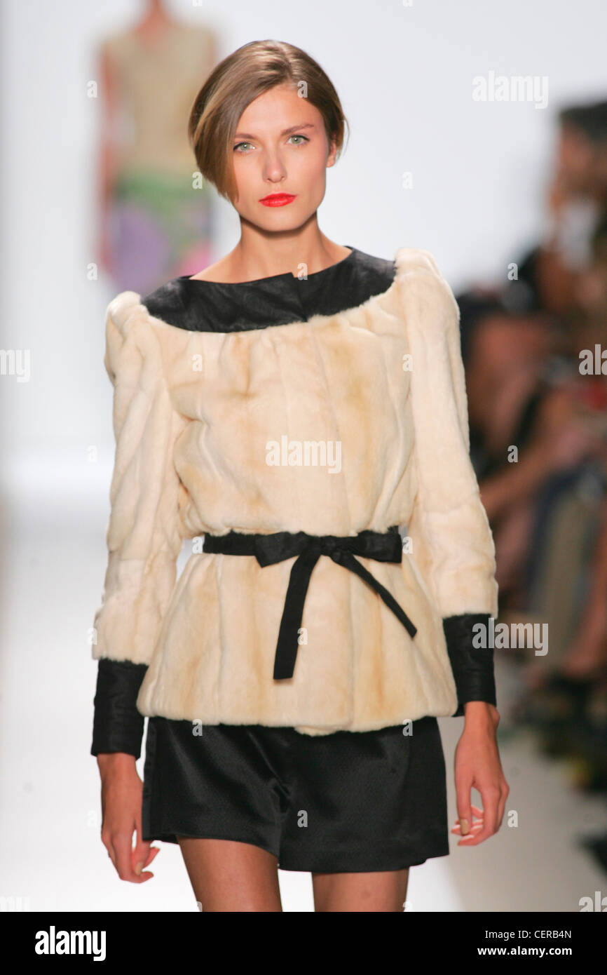 Tuleh New York Ready to Wear Spring Summer Model Yevgeniya Kedrova ...