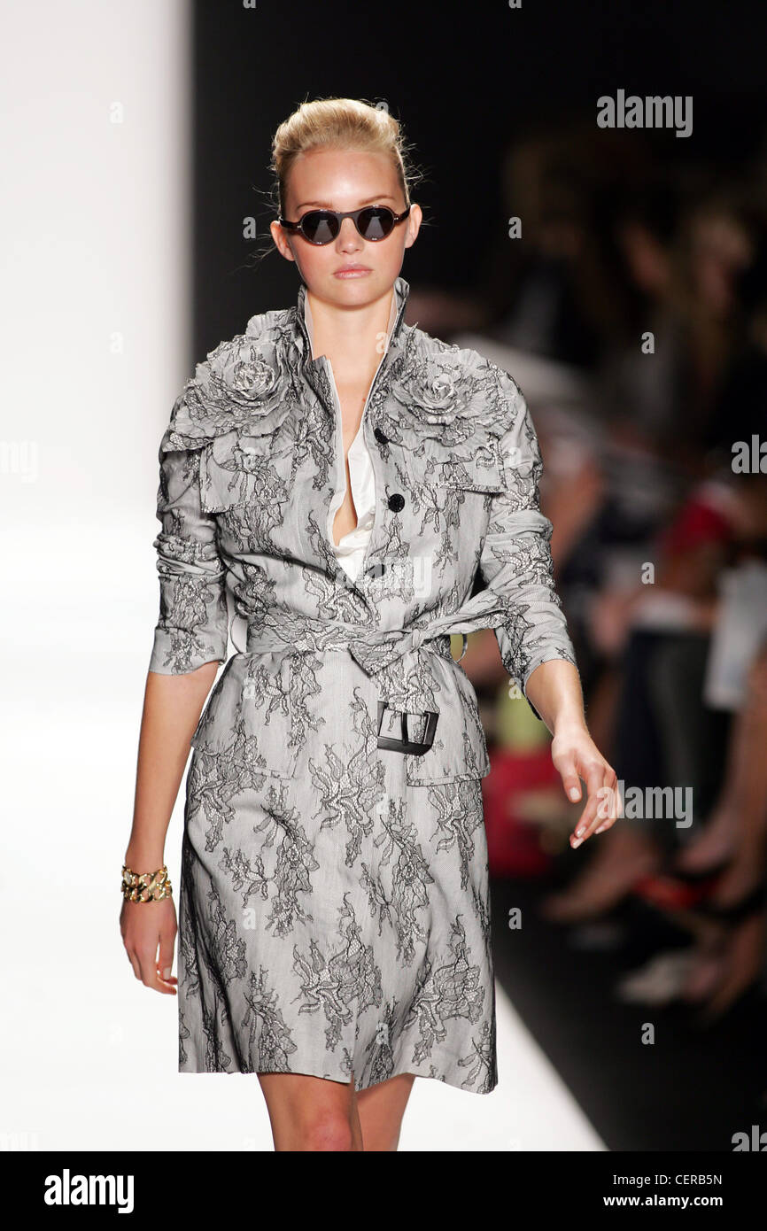 Carolina Herrera New York Ready to Wear Spring Summer Model Gemma Ward ...