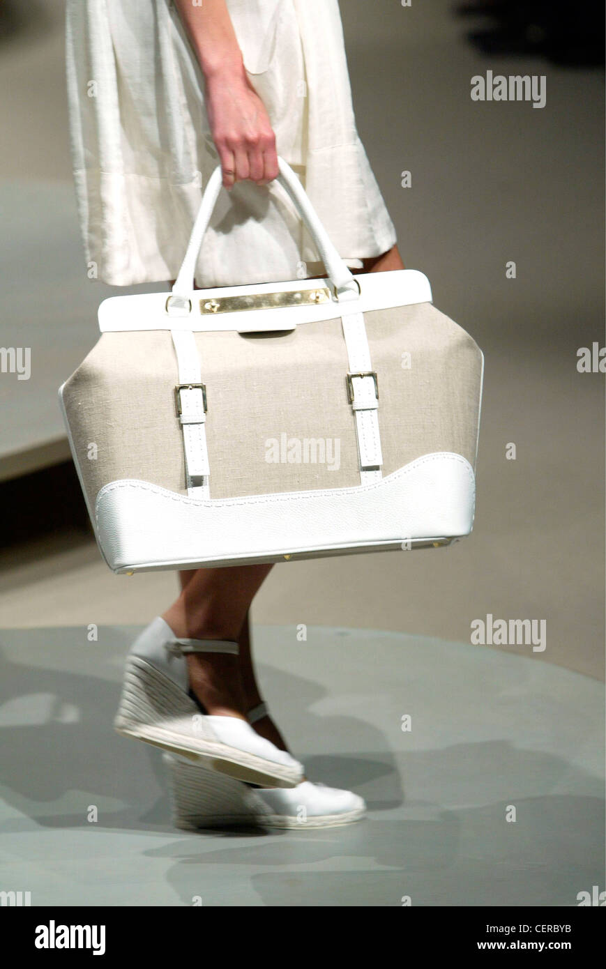 Wearing white sack hi-res stock photography and images - Alamy