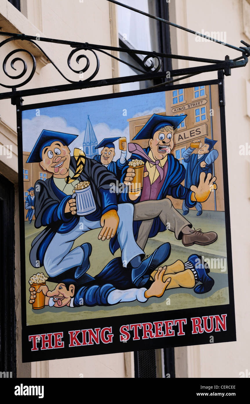 King street sign uk hi-res stock photography and images - Alamy