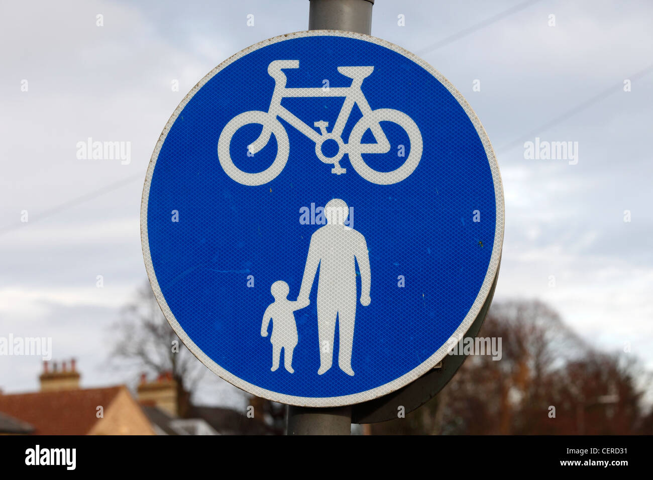 Pedestrian pathway hi-res stock photography and images - Alamy