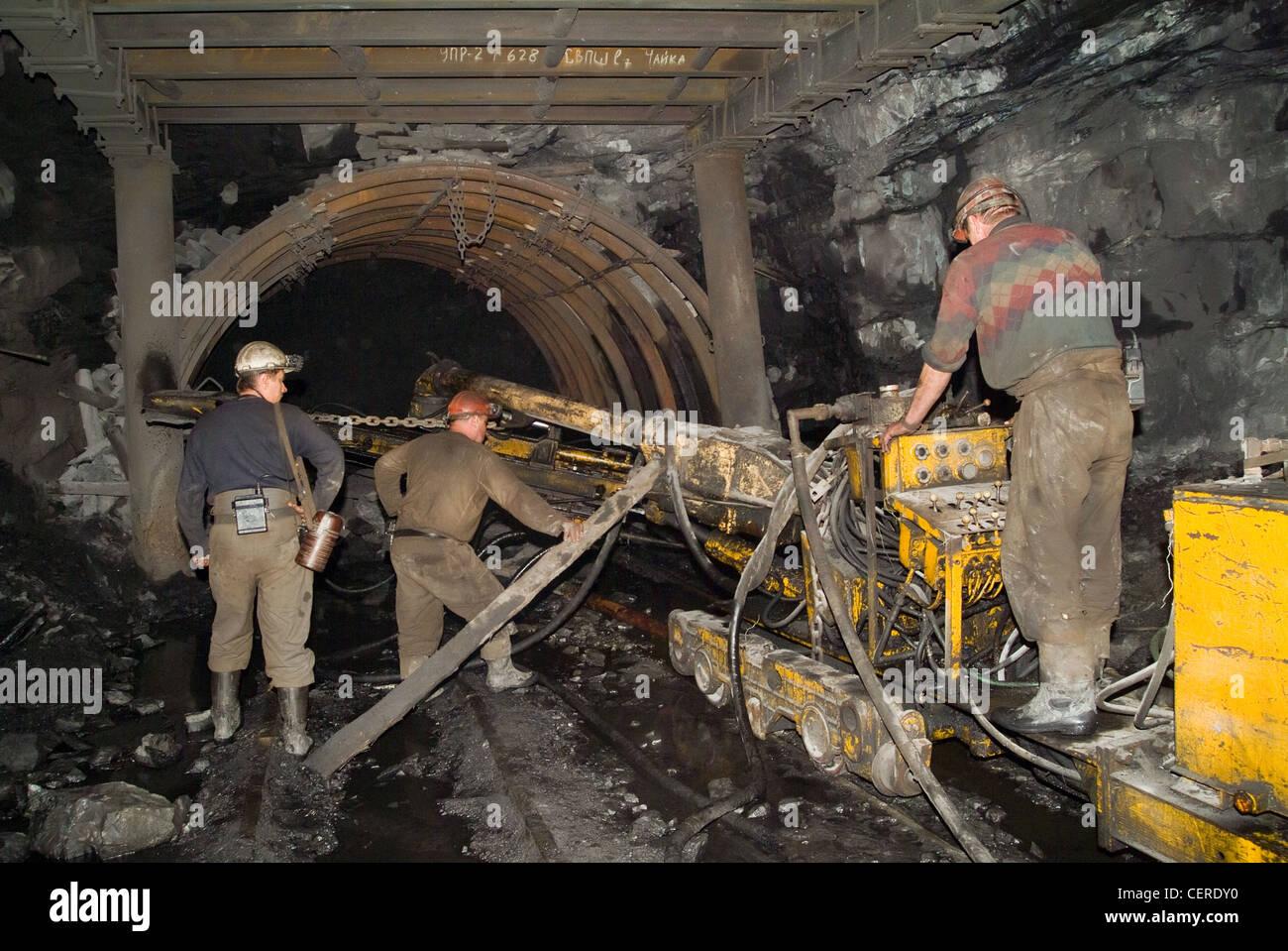 Miners in coal mine hi-res stock photography and images - Alamy