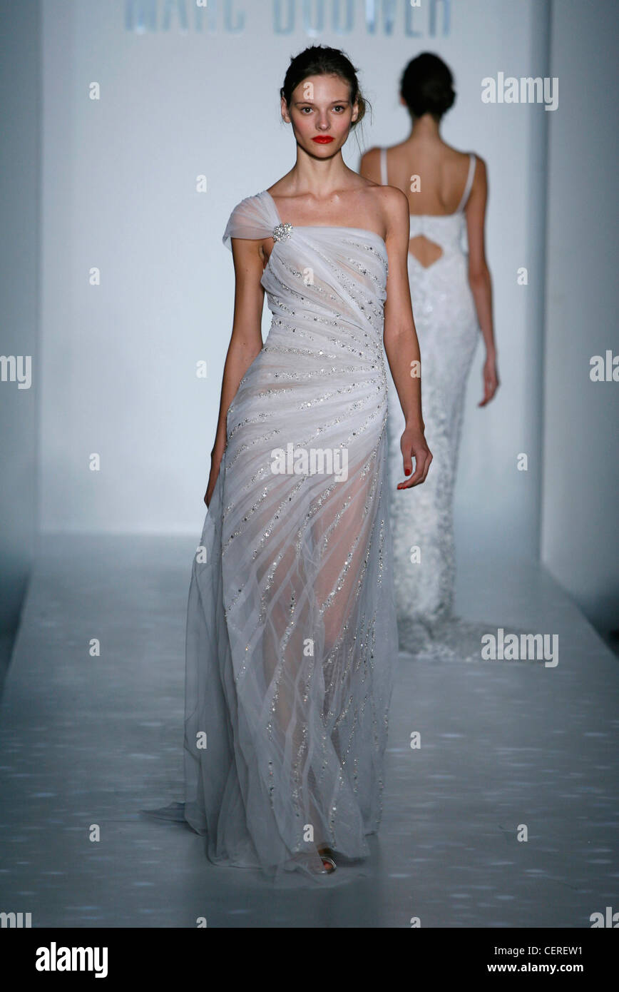 Marc Bouwer New York Ready to Wear Autumn Winter Model wearing long ...