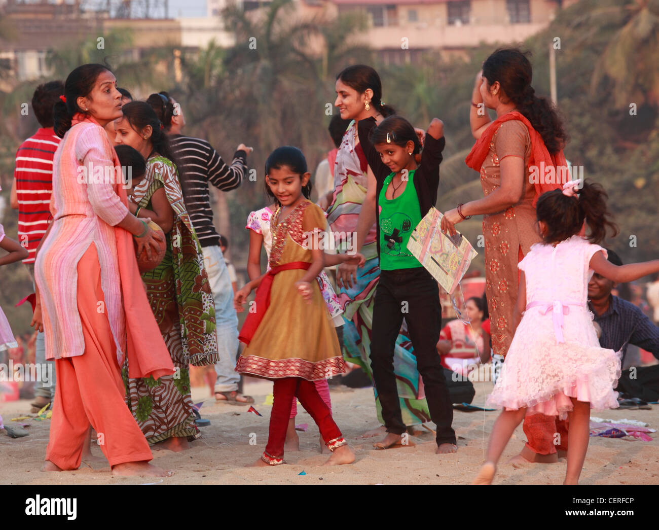 India, Maharashtra, Mumbai, Chowpatty Beach, people, leisure Stock ...