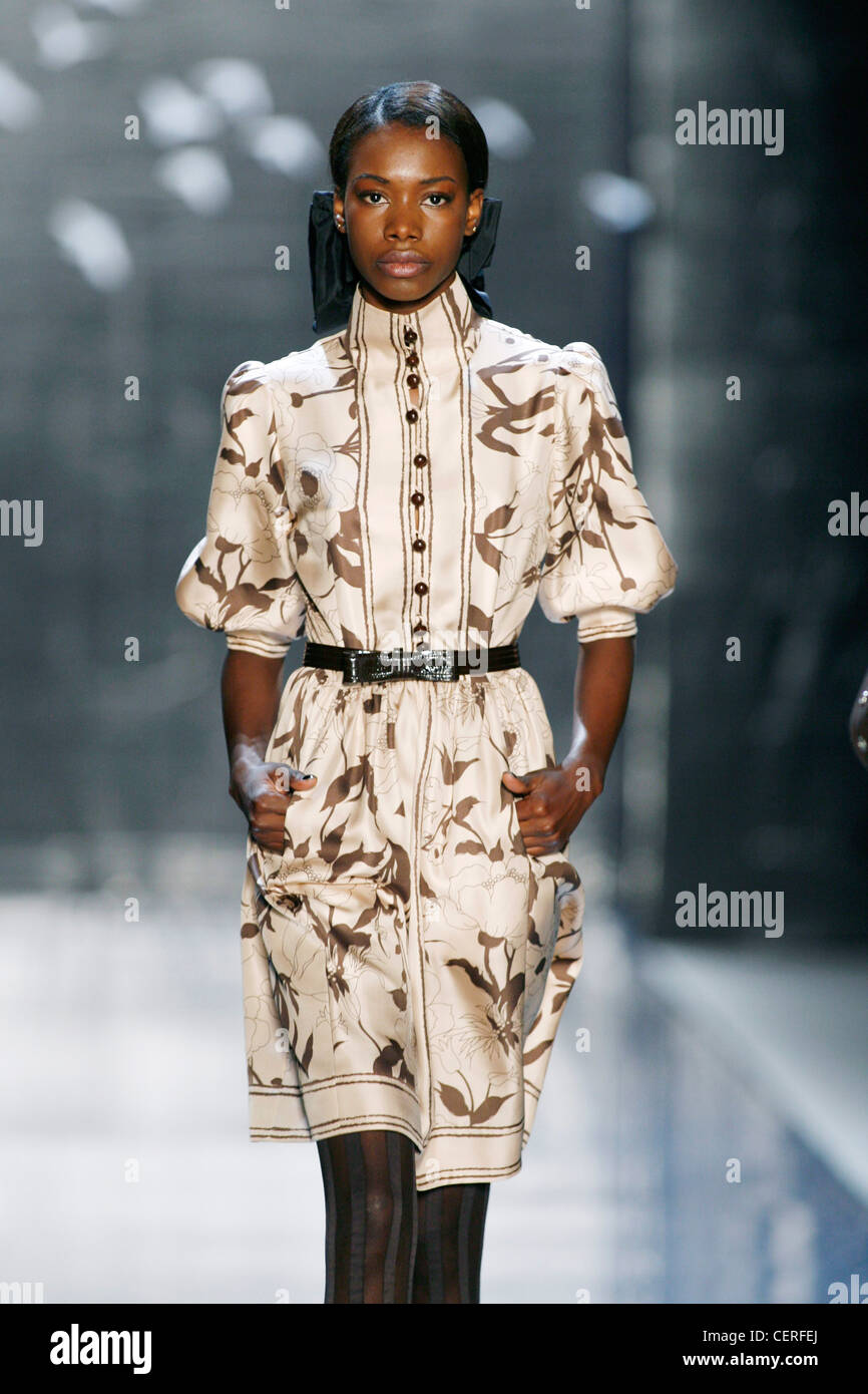Tracy Reese New York Ready to Wear Autumn Winter Model Sigail Currie ...