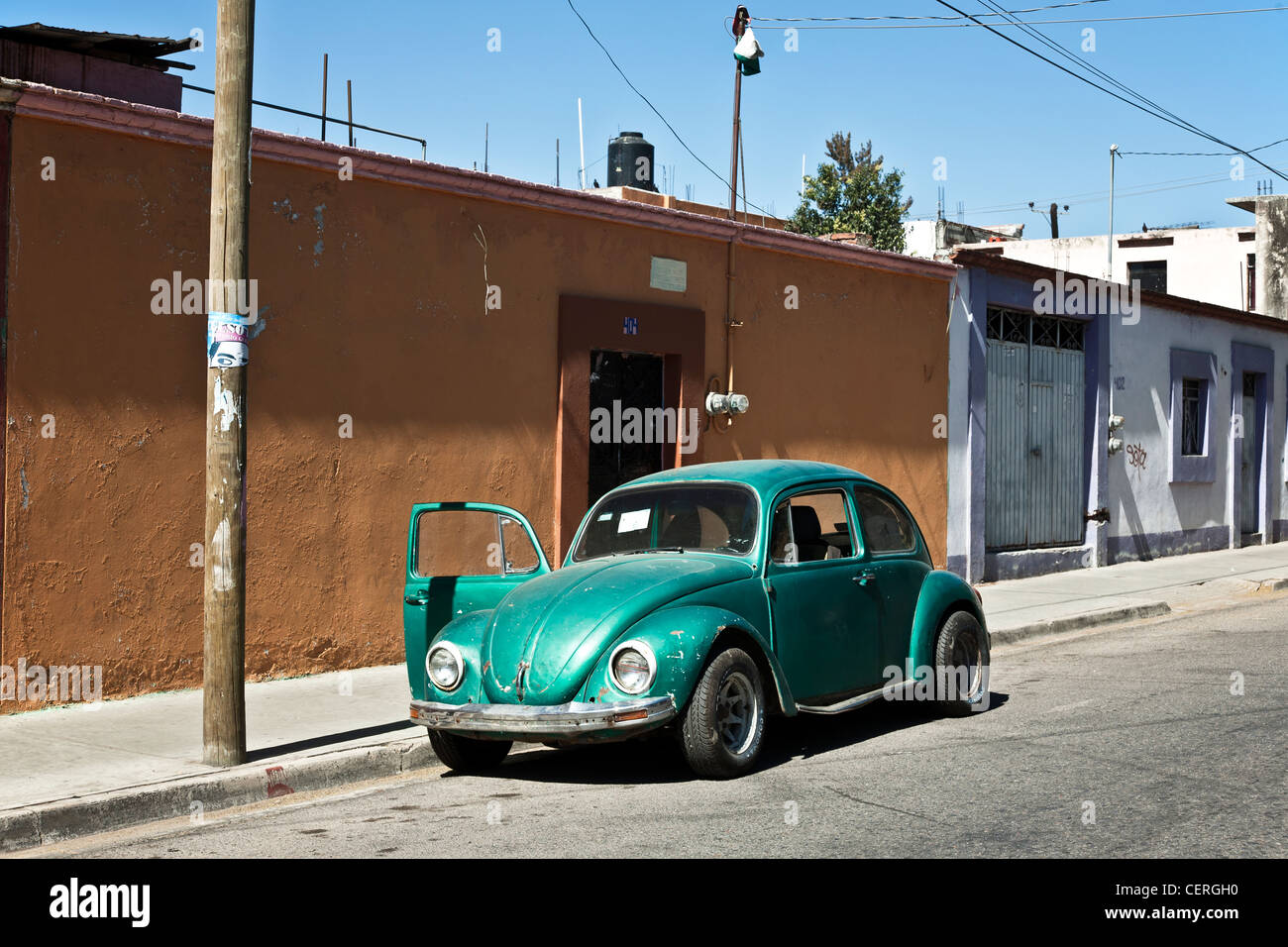 Valiant car hi-res stock photography and images - Alamy
