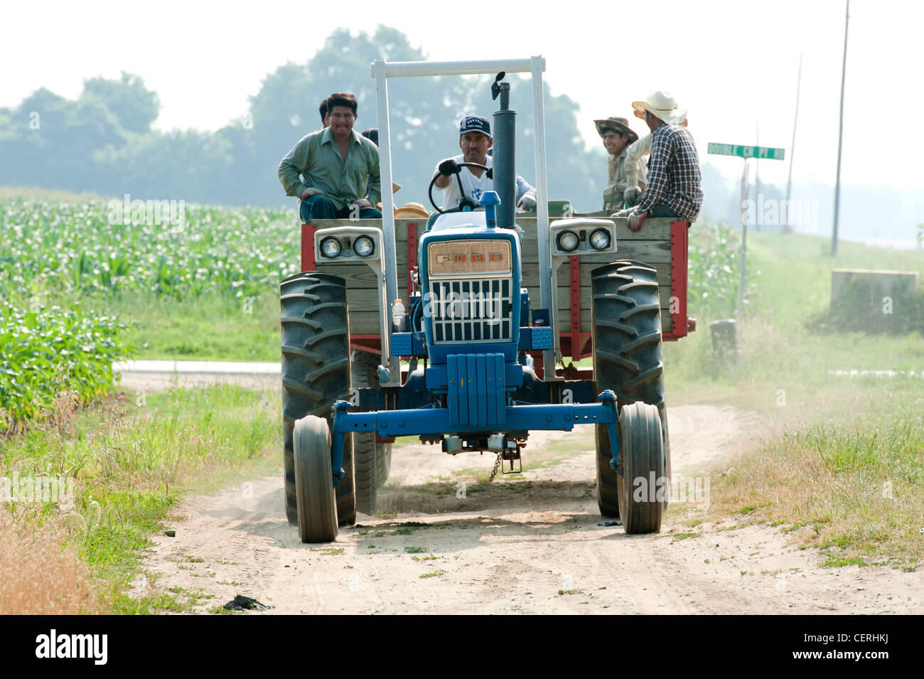 Tractor transportation hi-res stock photography and images - Alamy