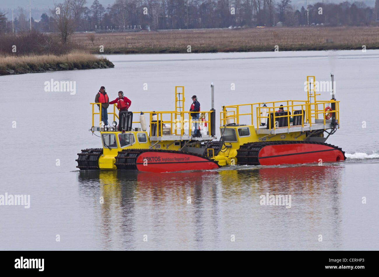 Amphibious arktos craft hi-res stock photography and images - Alamy