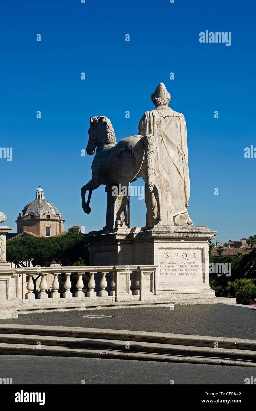 Statue dioscuri hi-res stock photography and images - Alamy