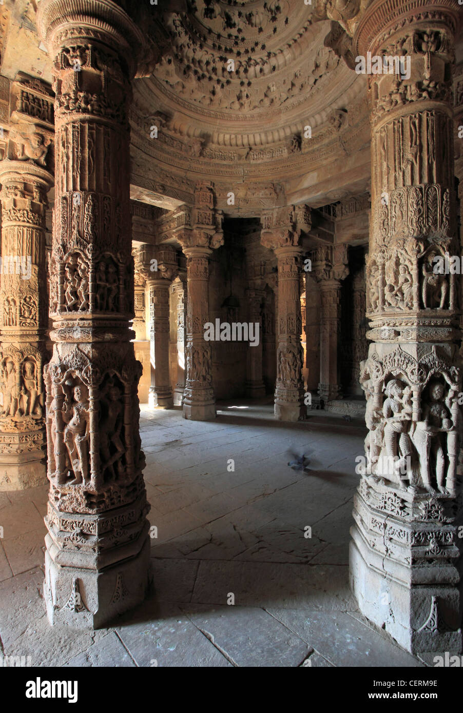 India, Gujarat, Modhera, Sun Temple, interior Stock Photo - Alamy