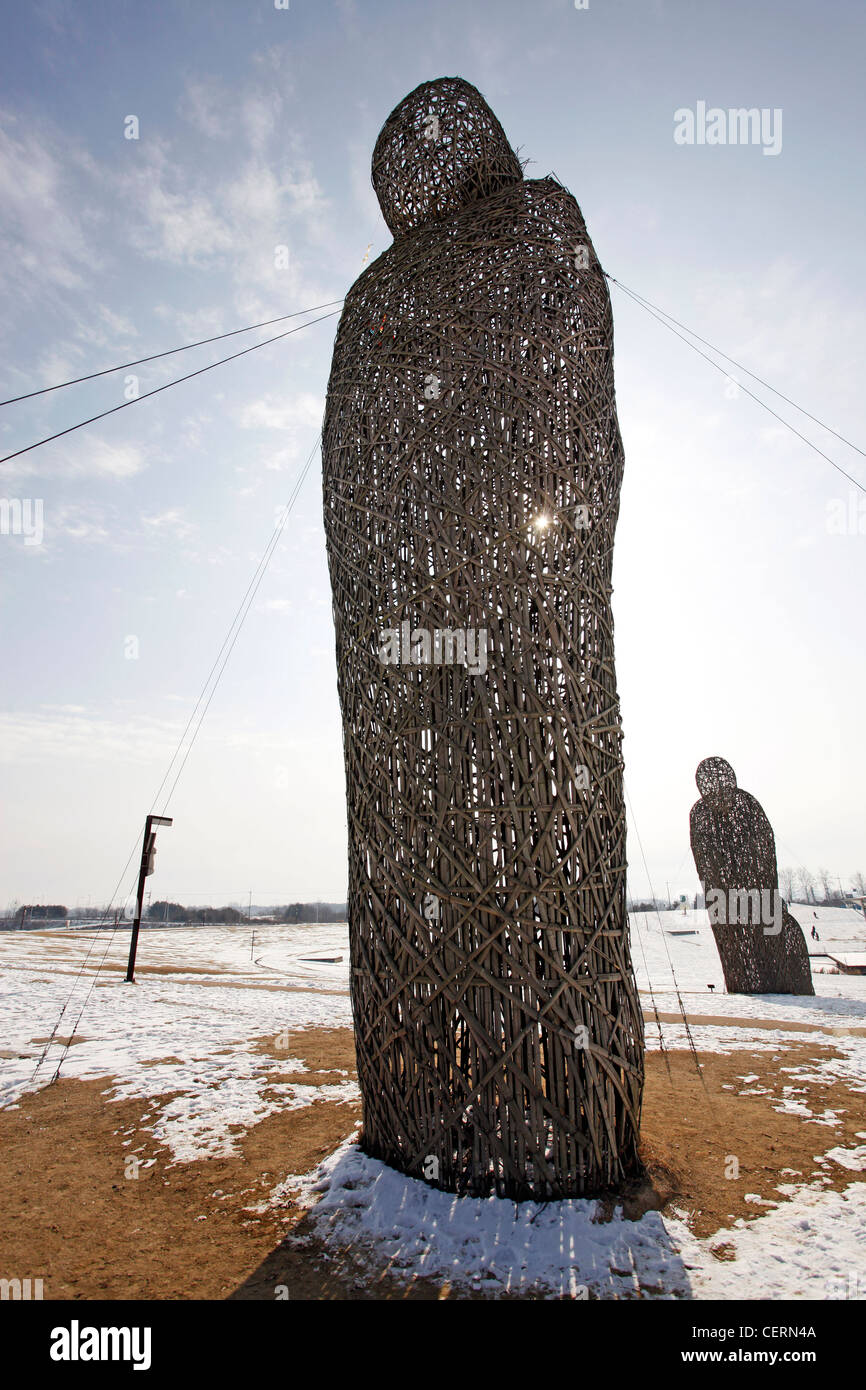 Looking towards Unity installation art sculpture statues of anonymous ...