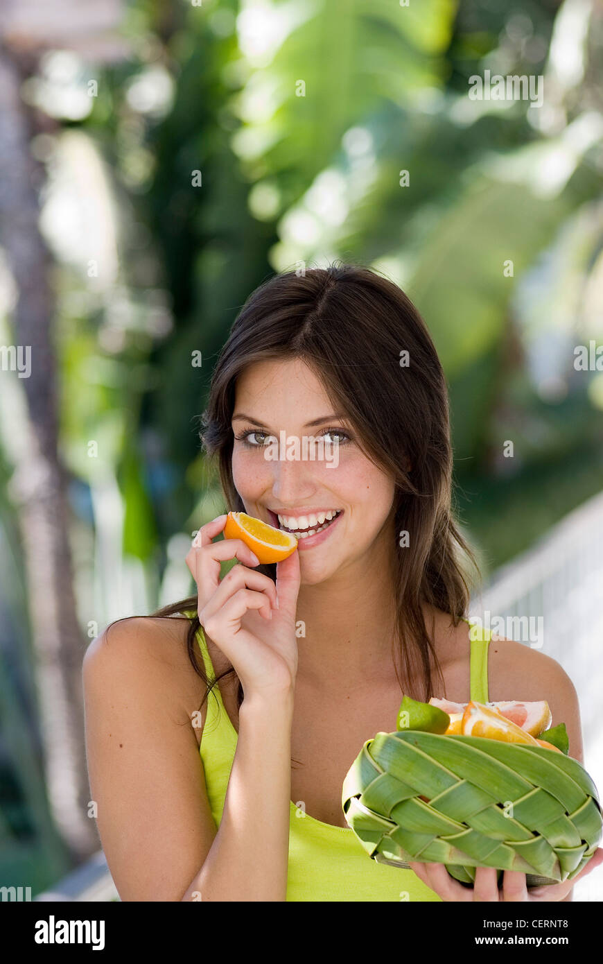 Eating slice orange hi-res stock photography and images - Alamy
