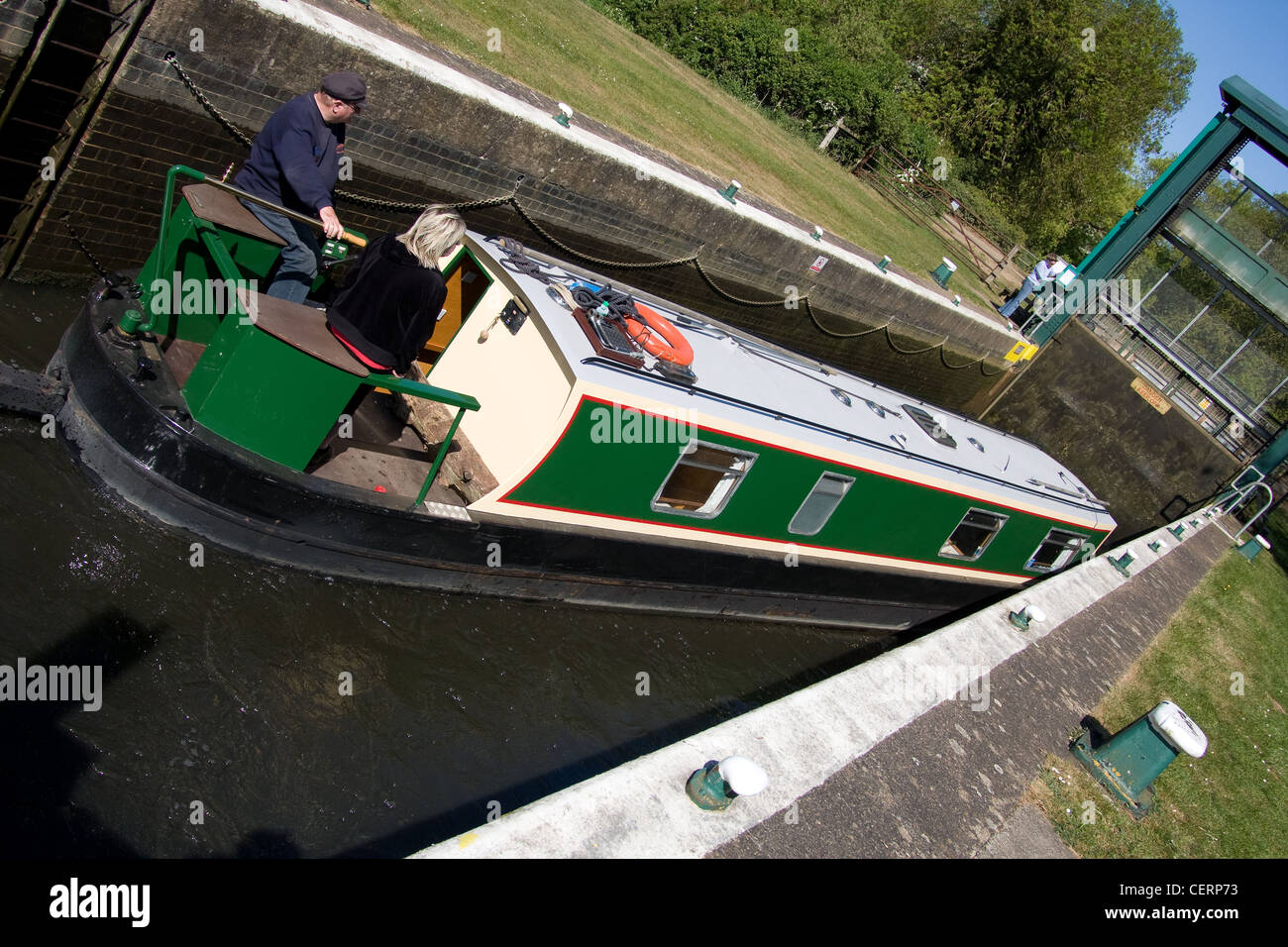 Raised lock gate hi-res stock photography and images - Alamy