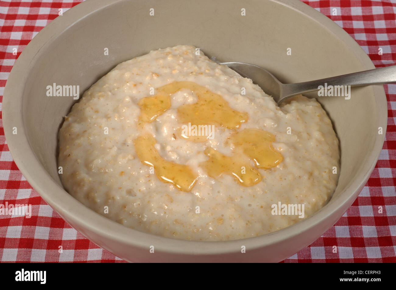 Porridge oats with honey Stock Photo - Alamy