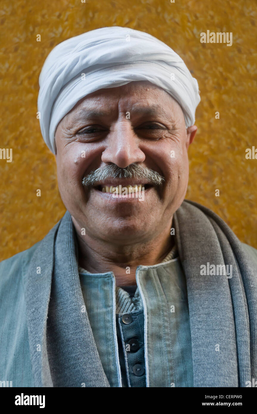 Traditional egyptian man hi-res stock photography and images - Alamy