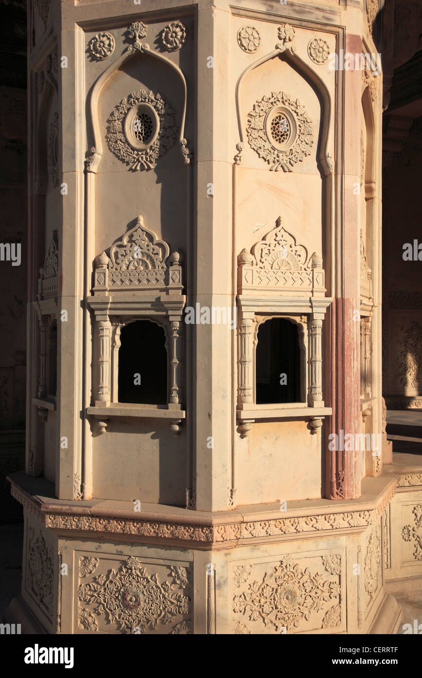 Jaipur rajasthan india stone carving hi-res stock photography and ...
