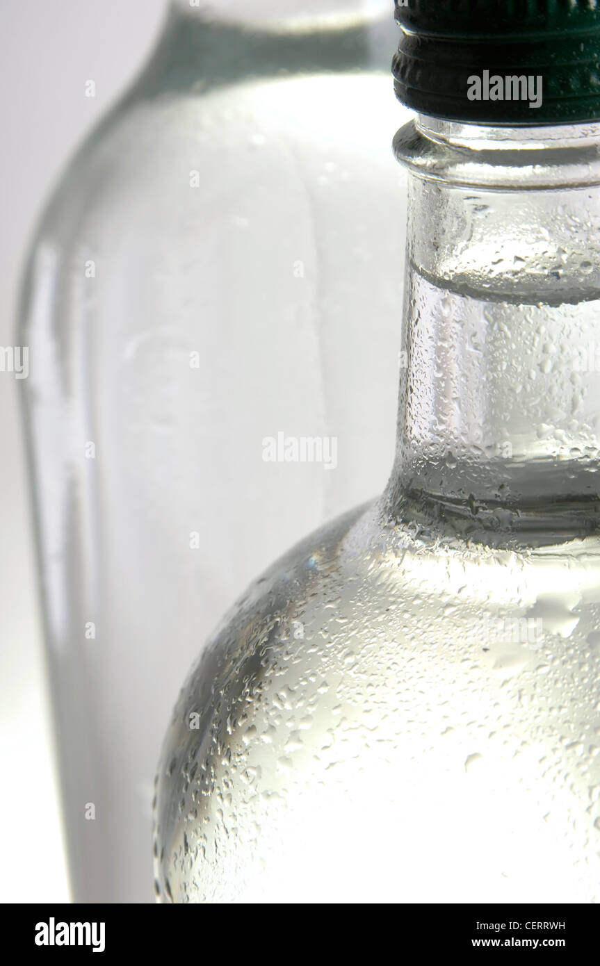 Clear glass bottles hi-res stock photography and images - Alamy