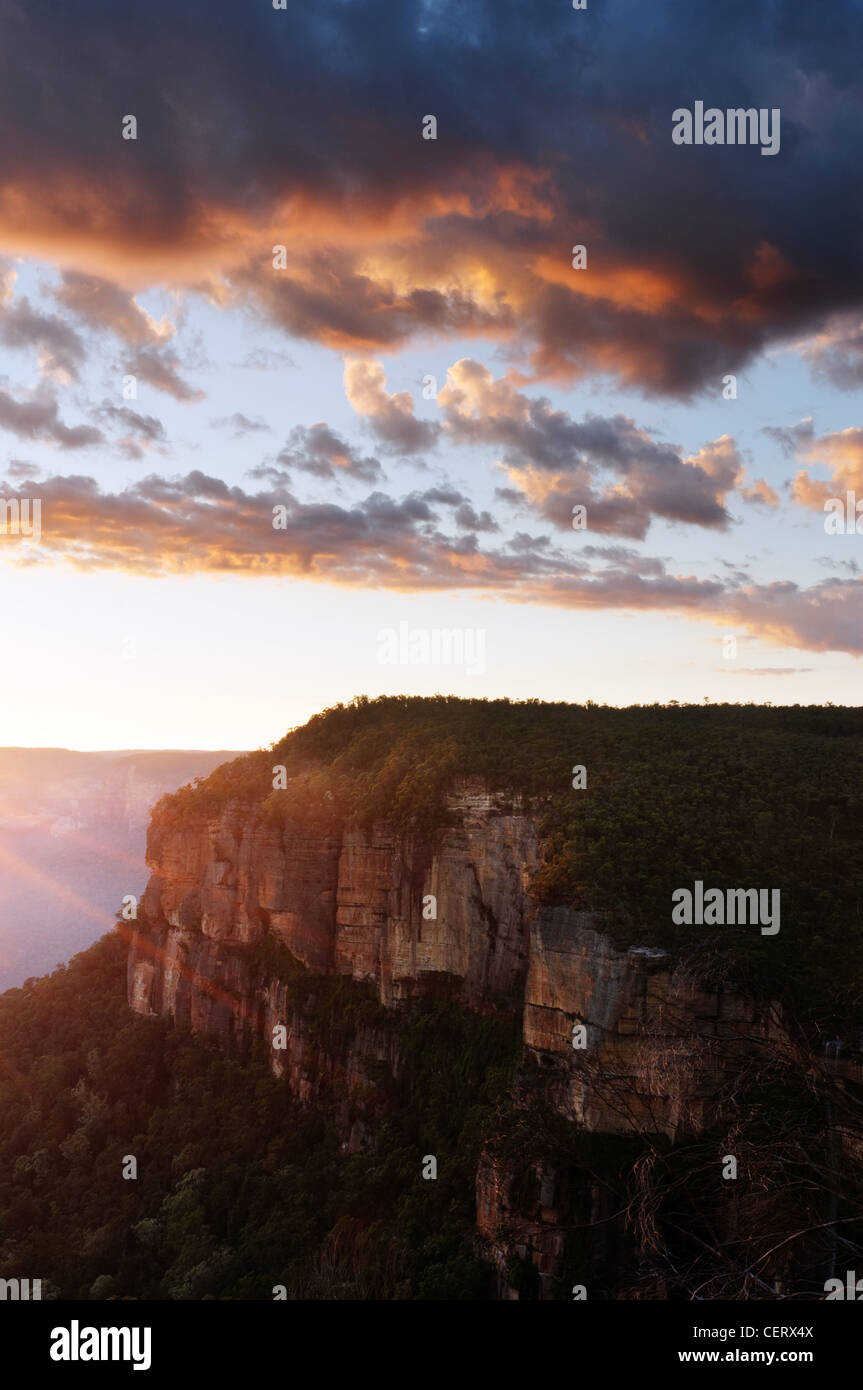 Sunrise over the Blue Mountains, Australia Stock Photo - Alamy