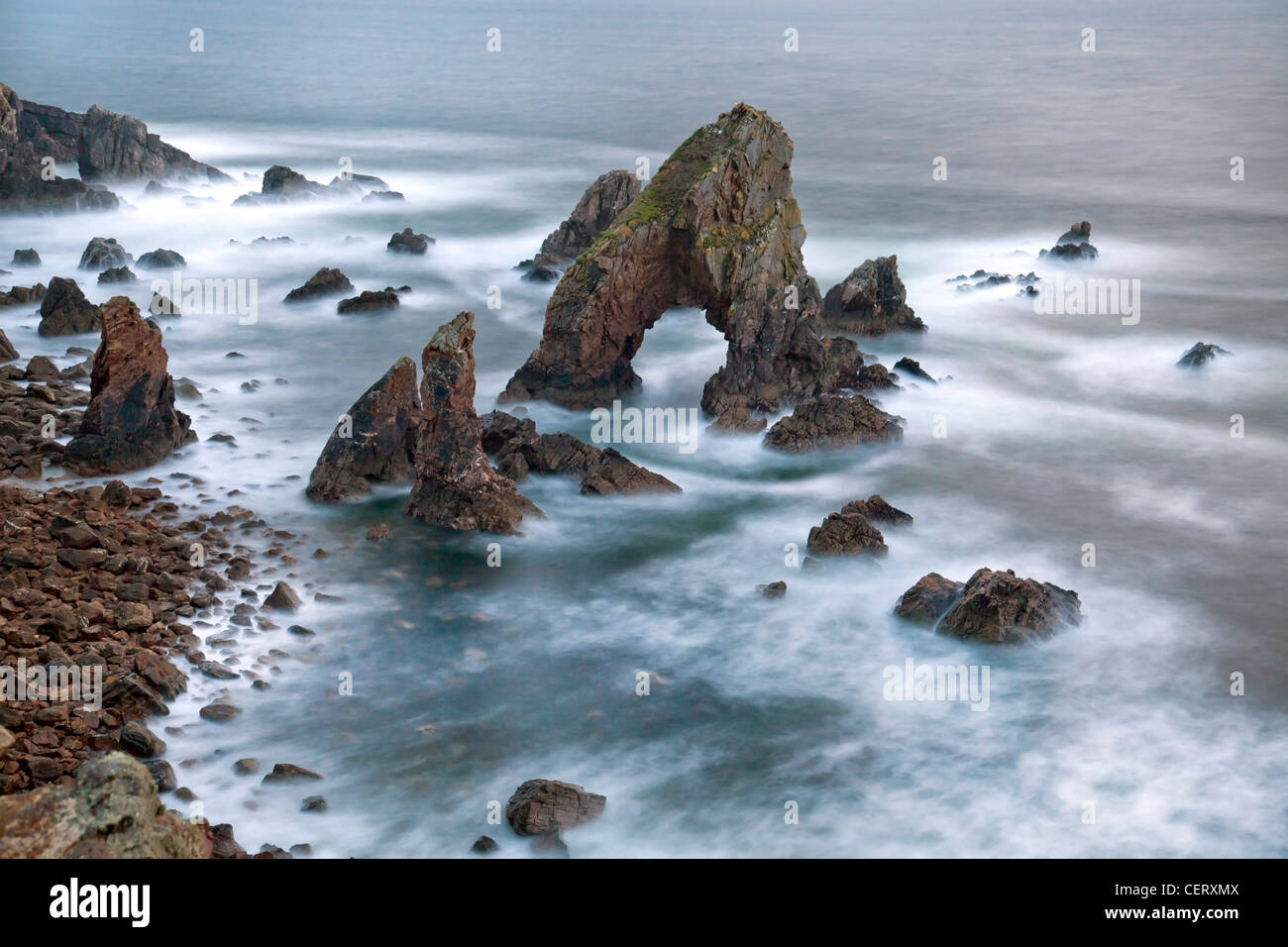 Sea arches hi-res stock photography and images - Alamy