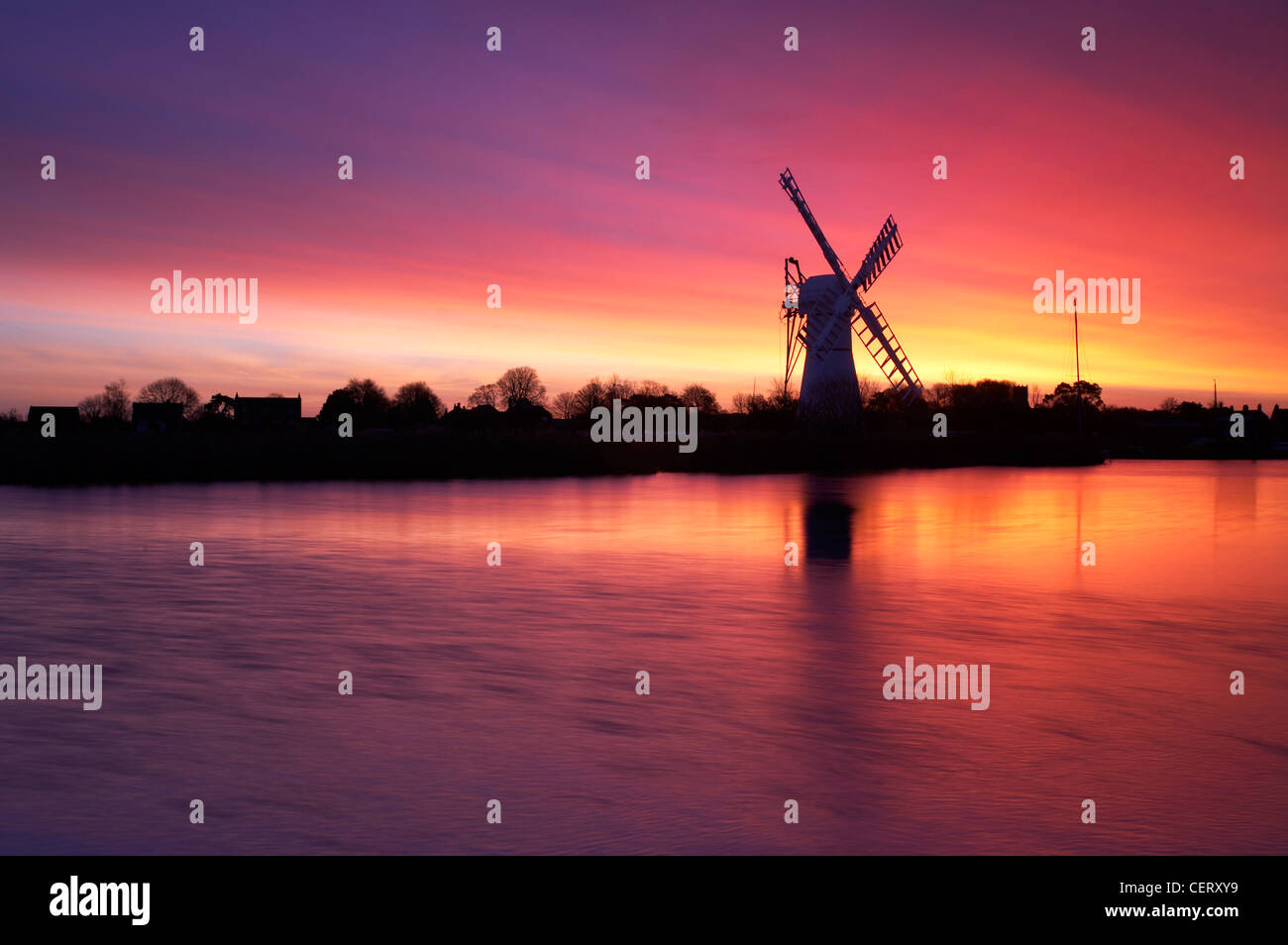 Thurne windmill sunset hi-res stock photography and images - Alamy