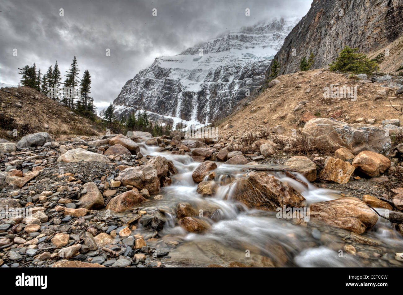 Mount edith cavell jasper alberta hi-res stock photography and images ...