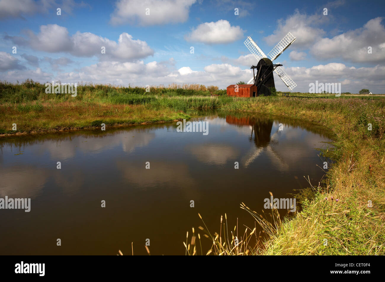 Herringfleet Windmill on the Norfolk and Suffolk Broads Stock Photo - Alamy