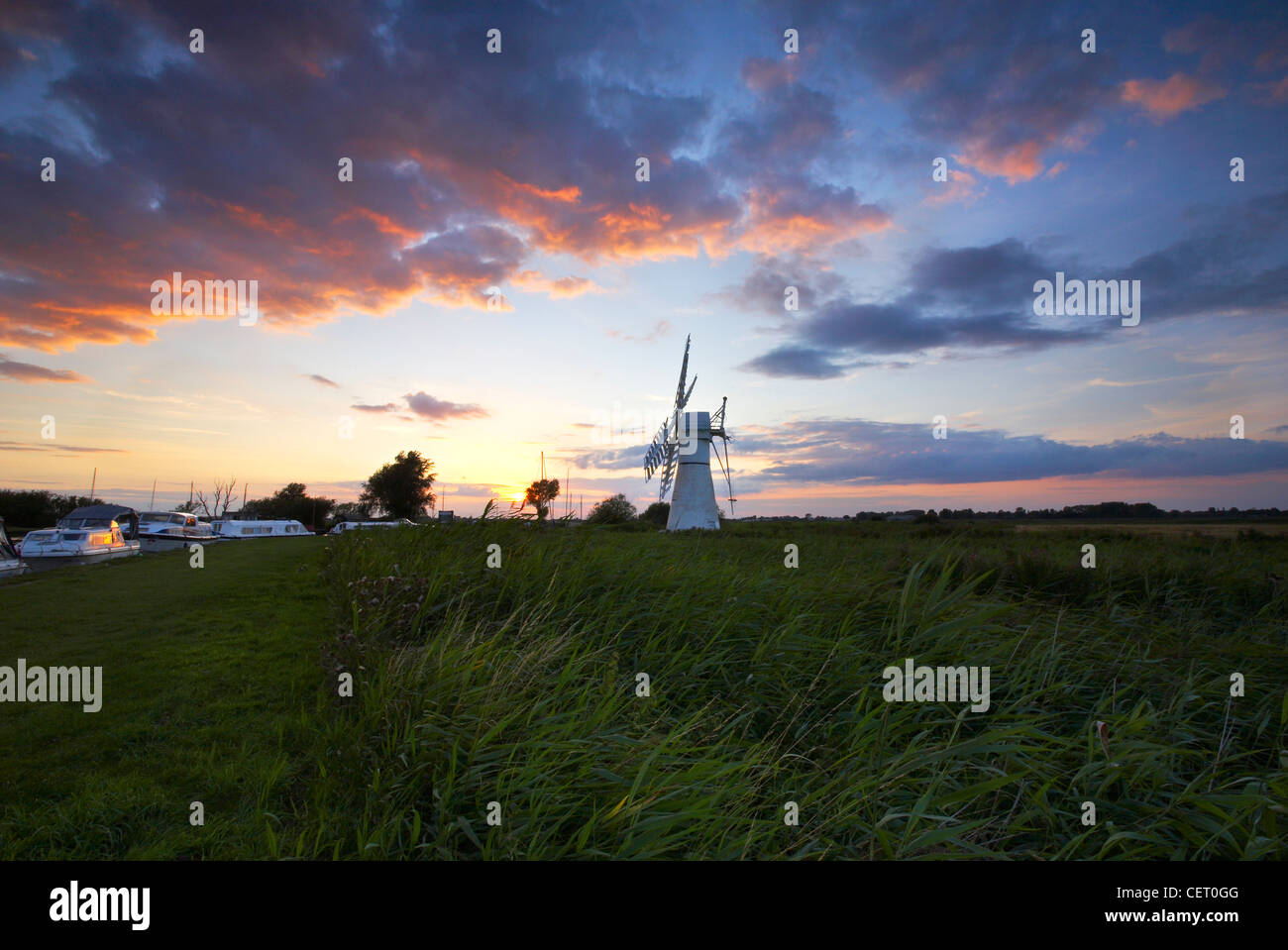 Thurne windmill summer hi-res stock photography and images - Alamy