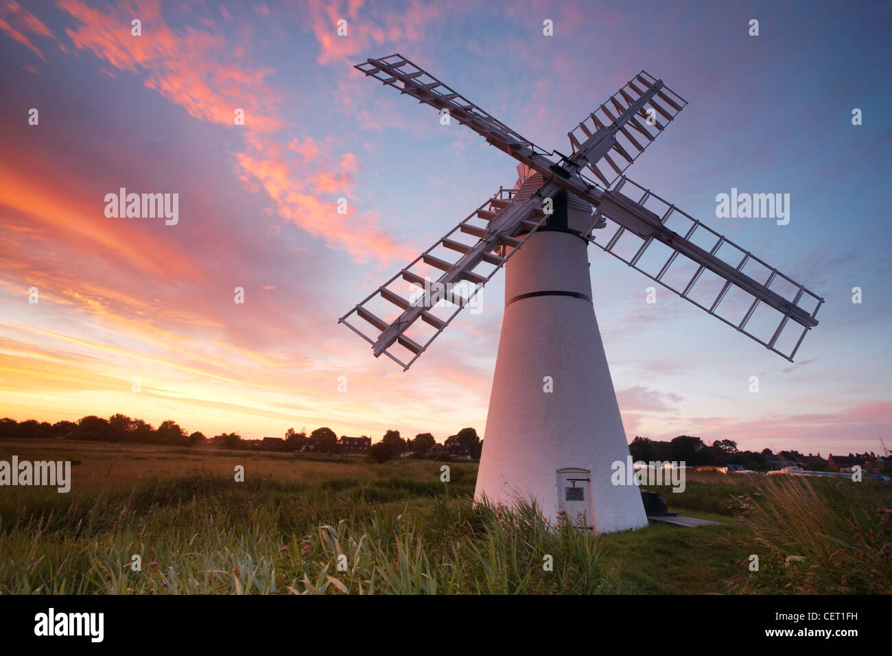Thurne windmill at sunrise on the Norfolk Broads Stock Photo - Alamy