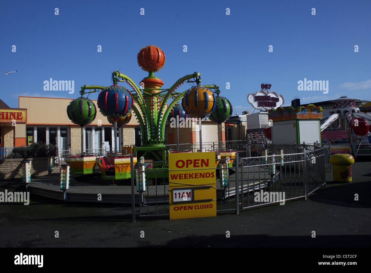 Hastings funfair fairground hi-res stock photography and images - Alamy