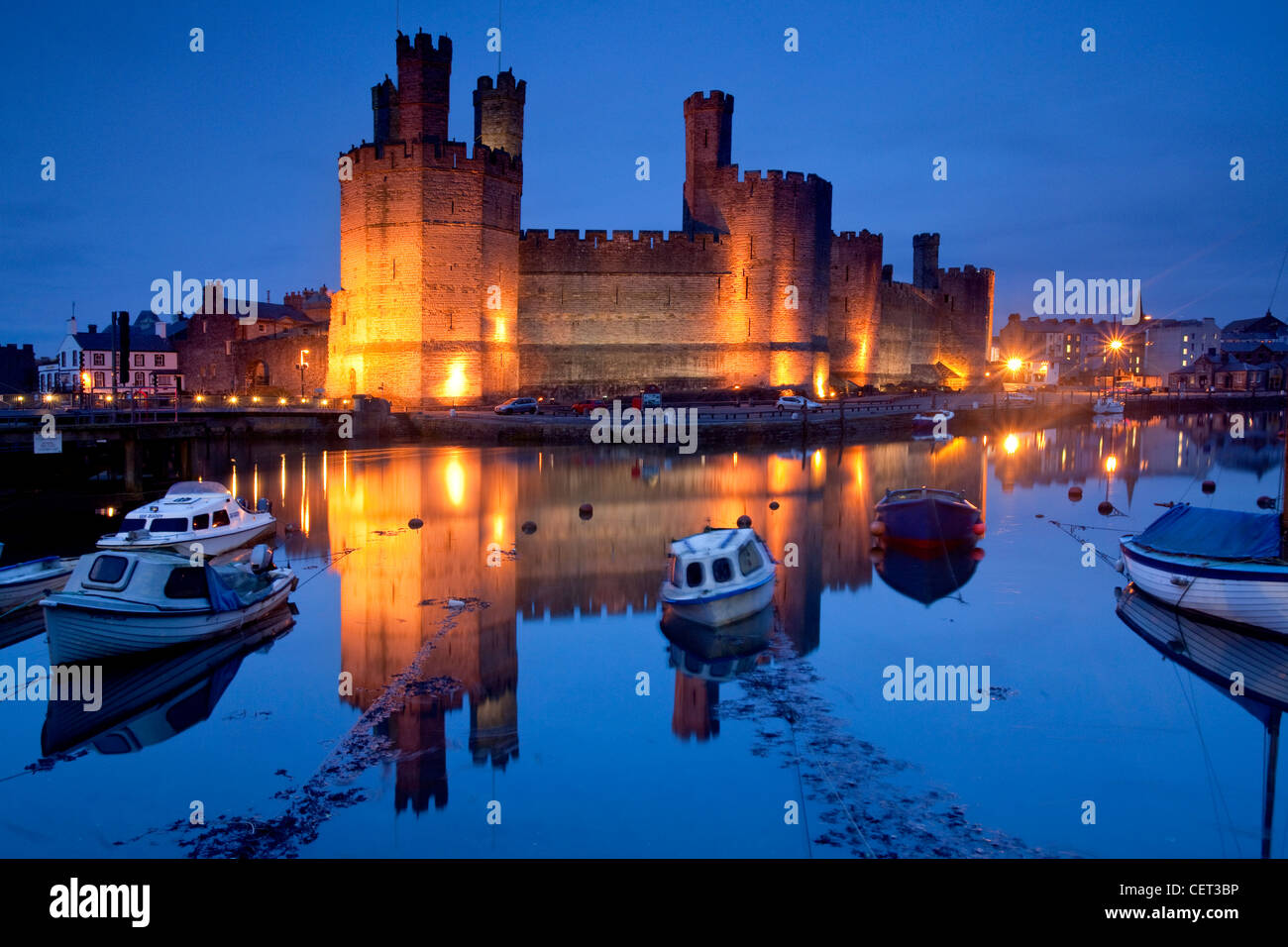 Mighty castle hi-res stock photography and images - Alamy