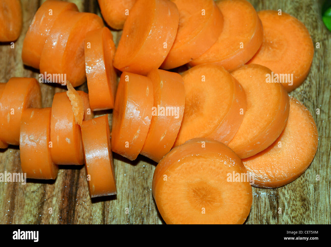 Food fresh chopped circle hi-res stock photography and images - Alamy