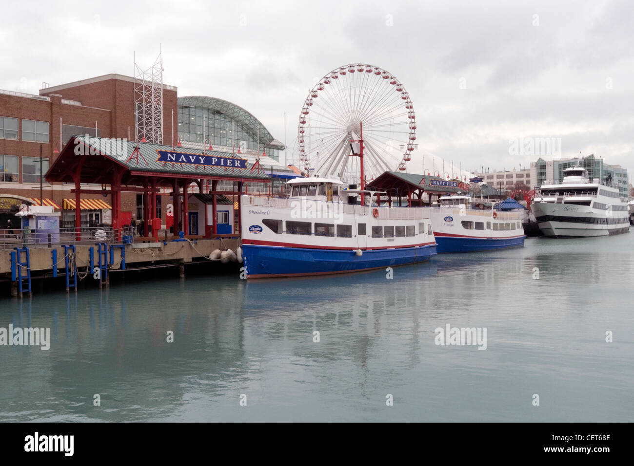 Chicago tourist destination hi-res stock photography and images - Alamy