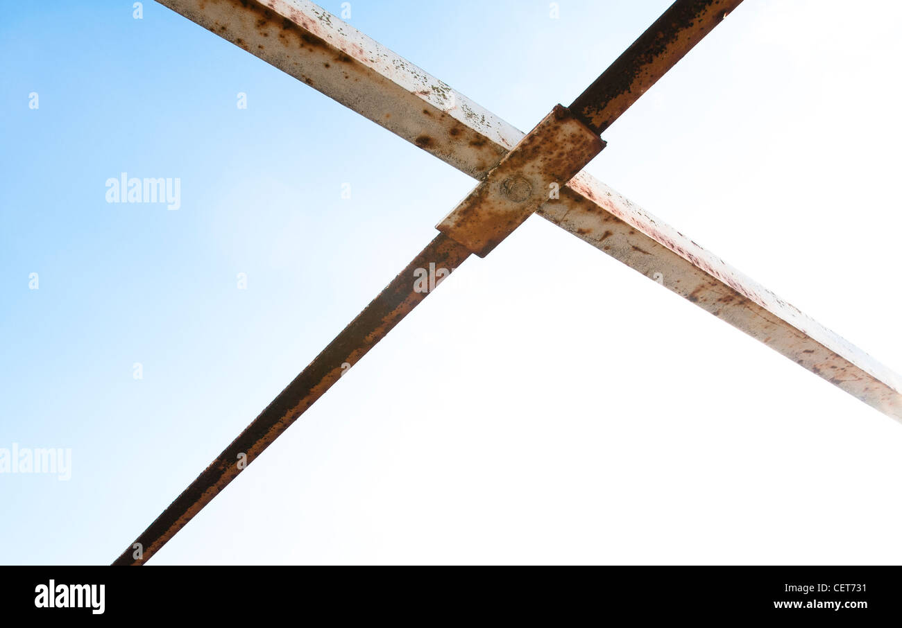 Cross bracing hi-res stock photography and images - Alamy