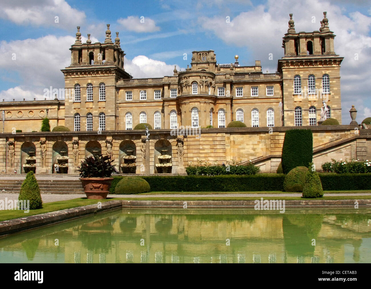 Blenheim park old manor hi-res stock photography and images - Alamy
