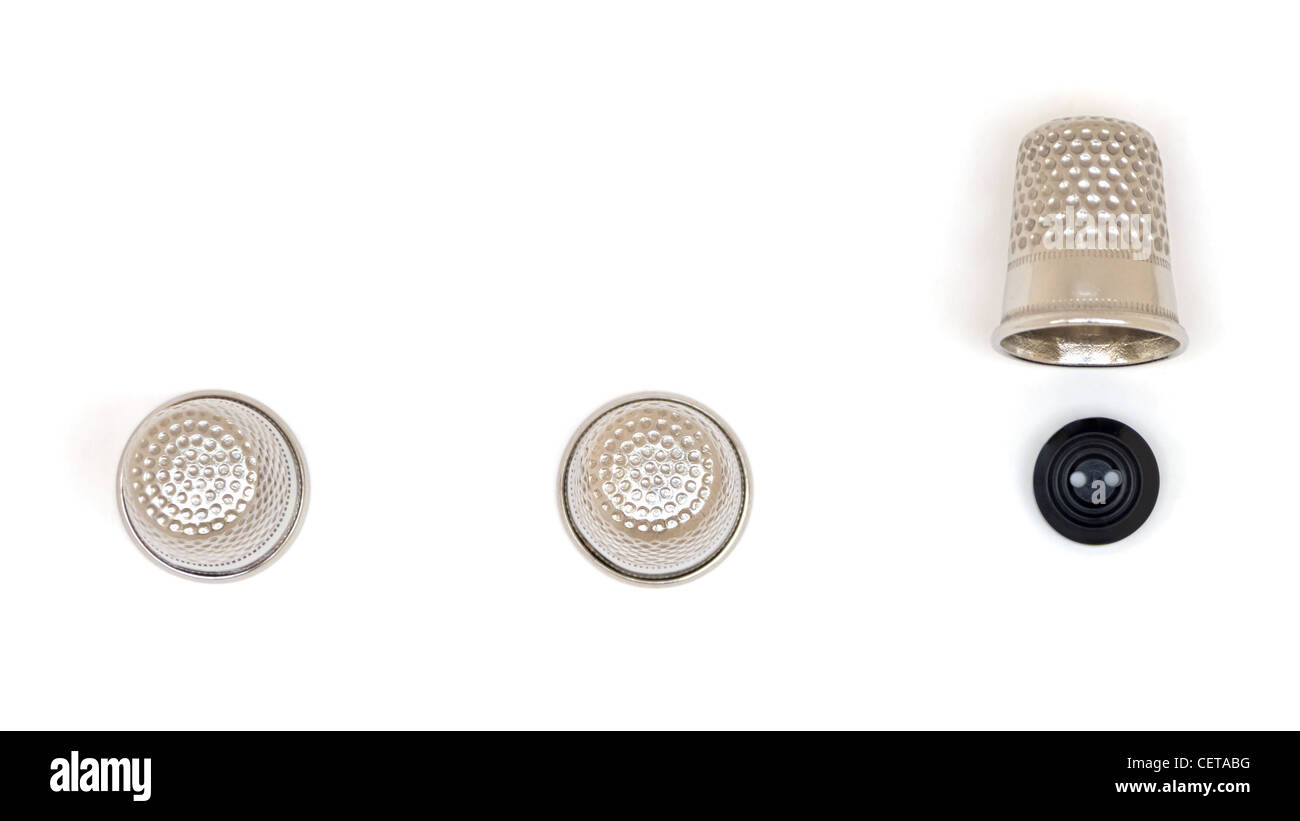 Shell game hi-res stock photography and images - Alamy