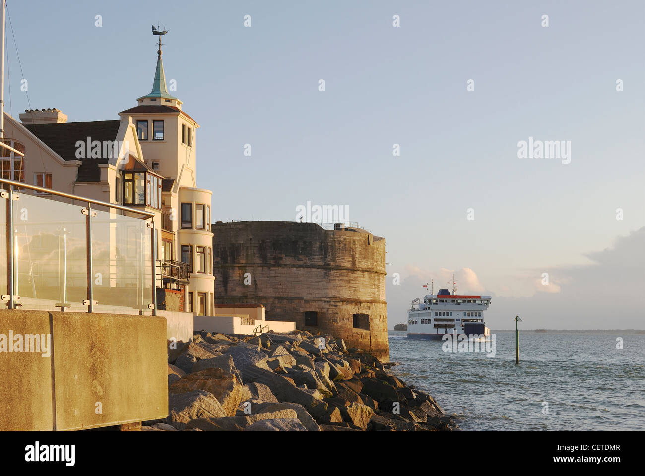 Approaching portsmouth hi-res stock photography and images - Alamy
