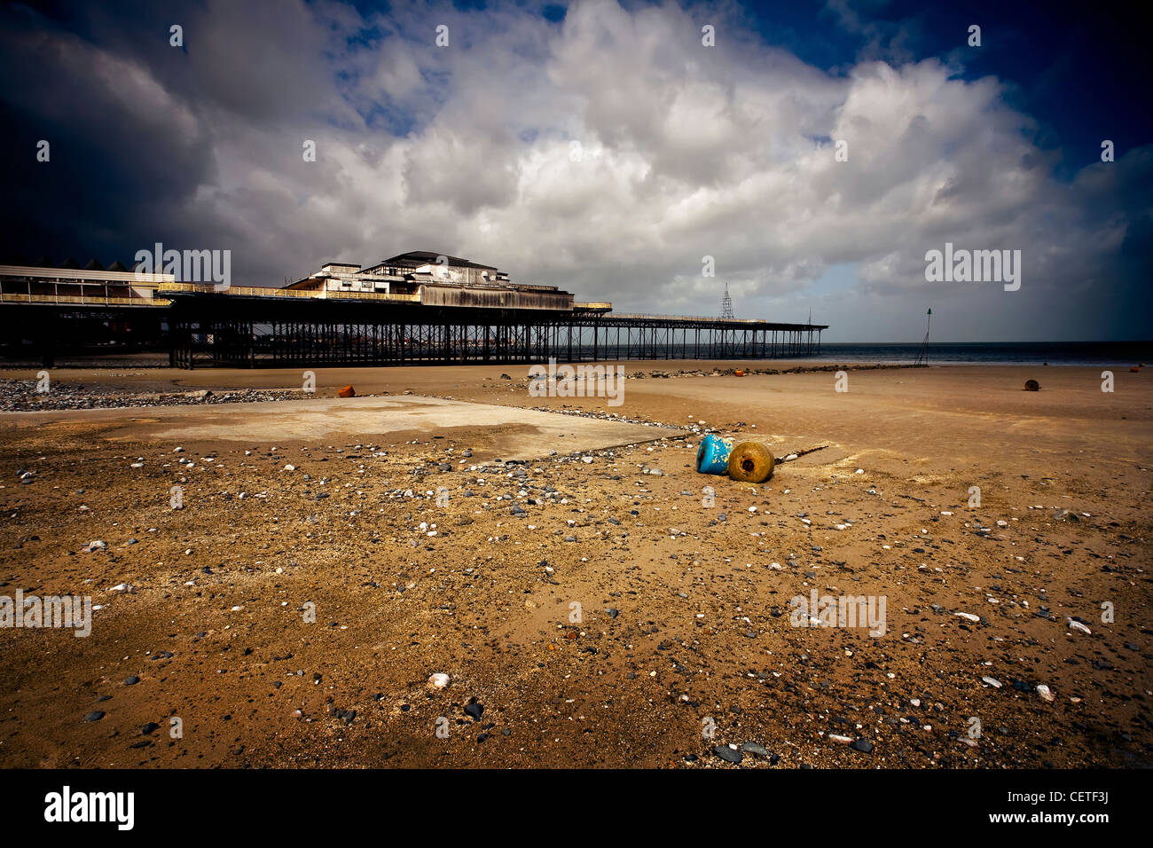 Prestatyn beach resort hi-res stock photography and images - Alamy