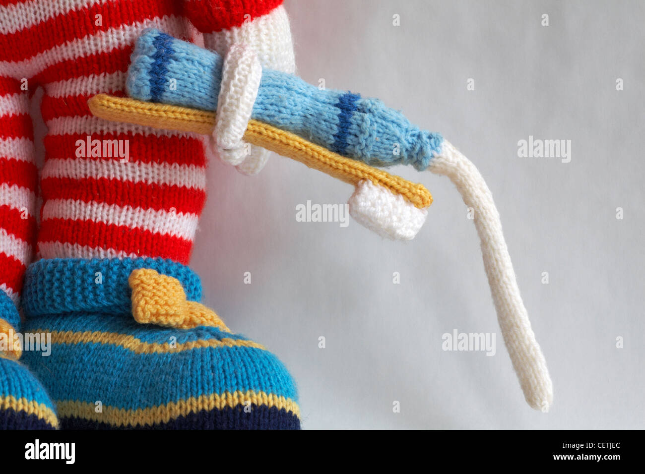 Tube of toothpaste spilling out hi-res stock photography and images - Alamy