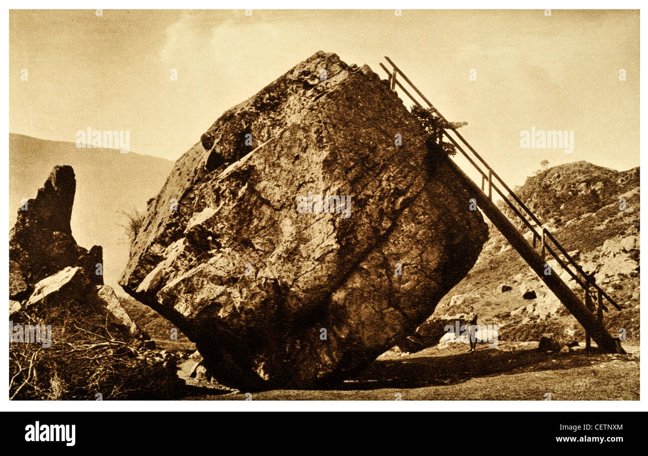 Bowder Stone Borrowdale Stock Photo - Alamy