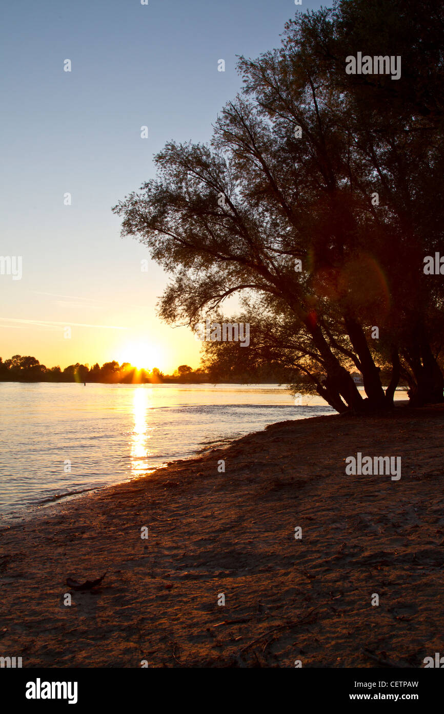 Sunshine and water hi-res stock photography and images - Alamy