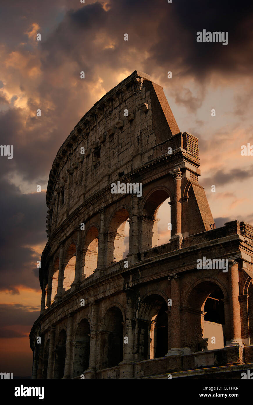 Colosseum arch and column hi-res stock photography and images - Alamy