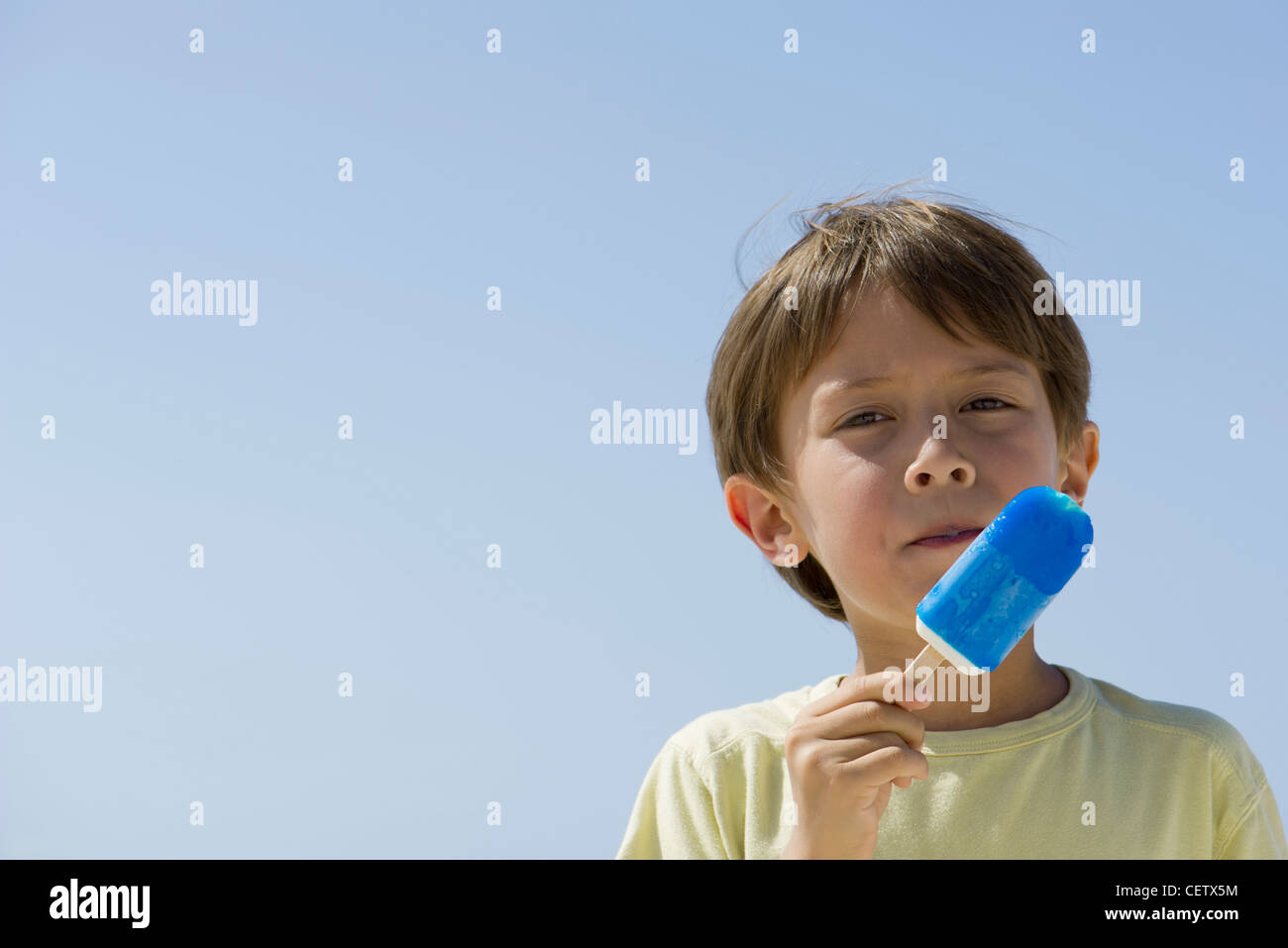 Boy Popsicle High Resolution Stock Photography and Images - Alamy
