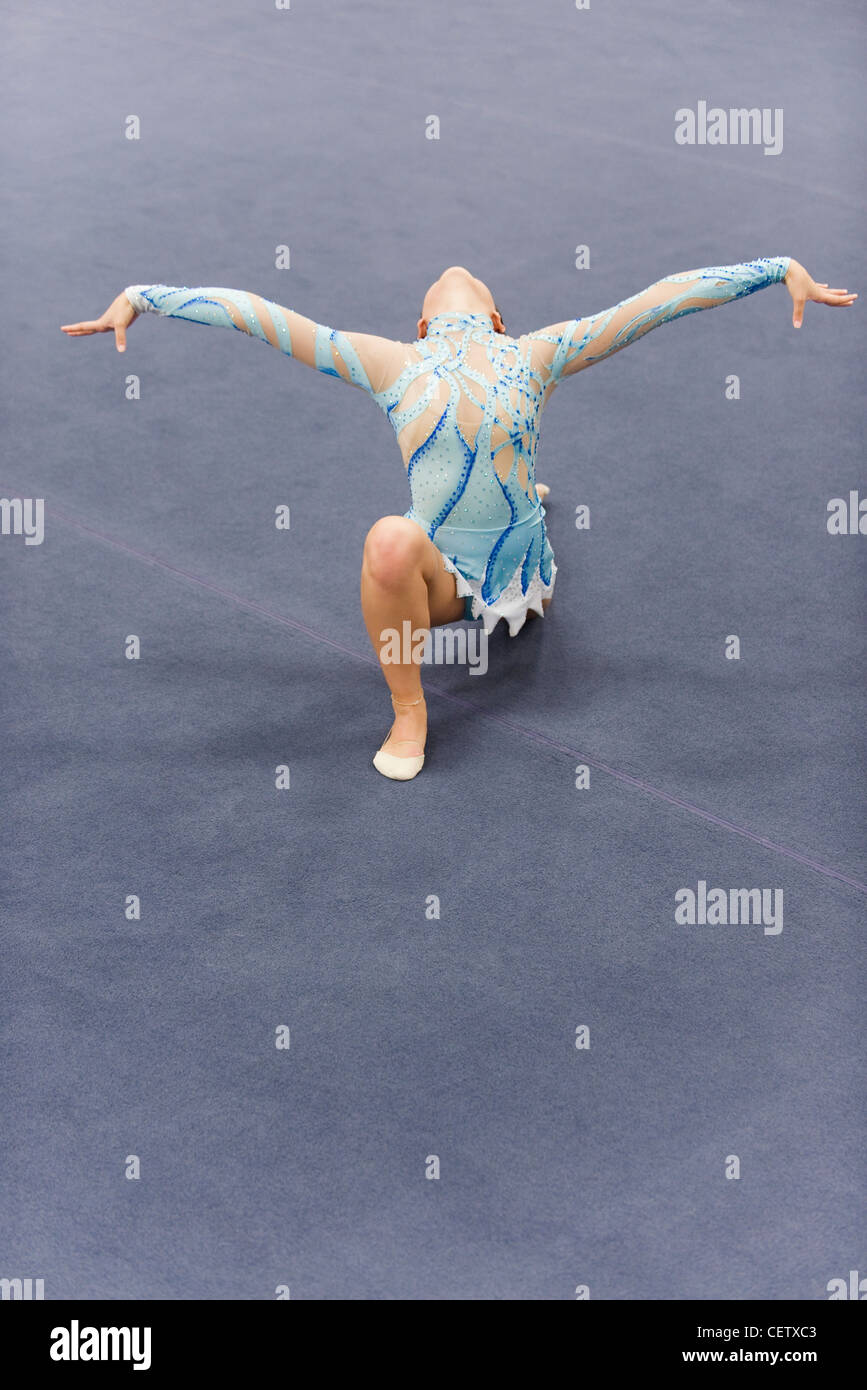 Best Female Gymnast Floor Routine at Martin Delaney blog