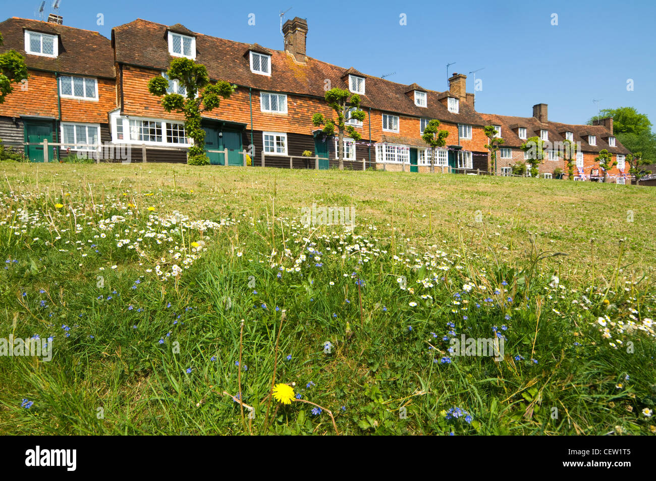 Kent villages hi-res stock photography and images - Alamy