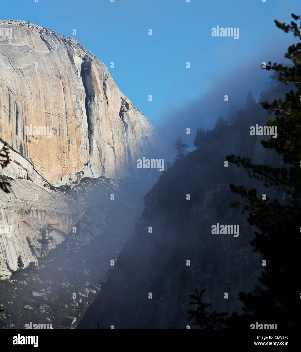Yosemite landscapes hi-res stock photography and images - Alamy